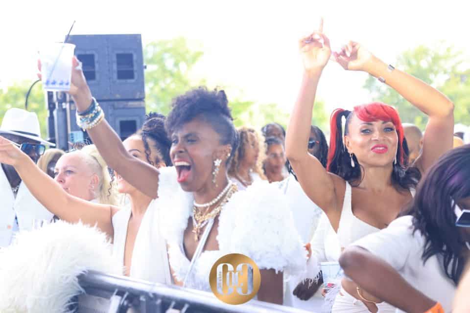 Gallery – All White Coco Events